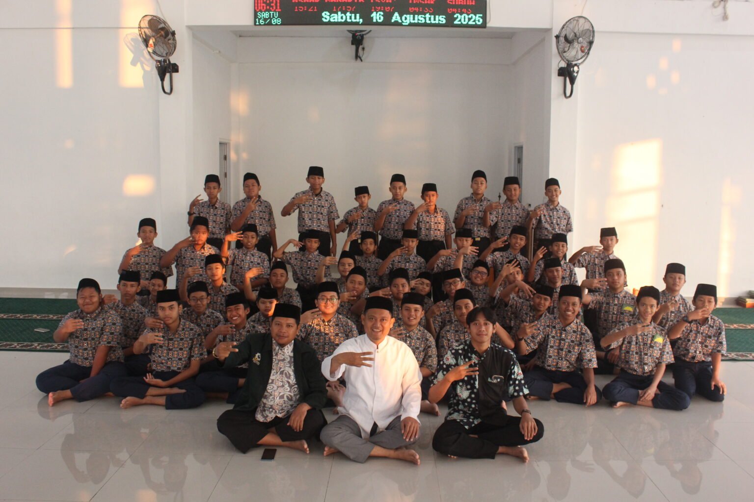 Belajar Seru Tanpa Harus ke Pare? FEE Center Jawabannya! - Future ...